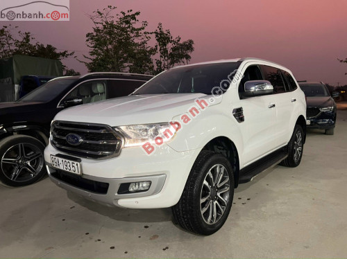 Bán xe ô tô Ford Everest Titanium 2.0L 4x2 AT 2019 giá 975 Triệu | 4680962