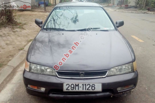 Bán xe ô tô Honda Accord 2.0 MT 1995 giá 100 Triệu | 2247000