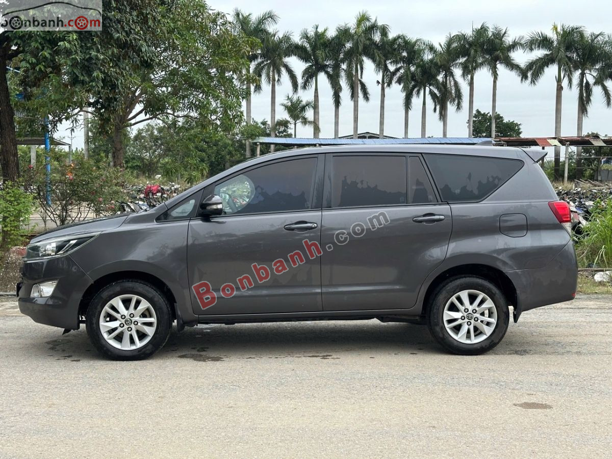 Bán xe ô tô Toyota Innova 2.0E 2017 giá 386 Triệu | 6513054