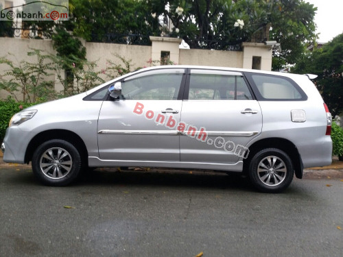 Bán xe ô tô Toyota Innova 2.0E 2012 giá 374 Triệu | 2753170