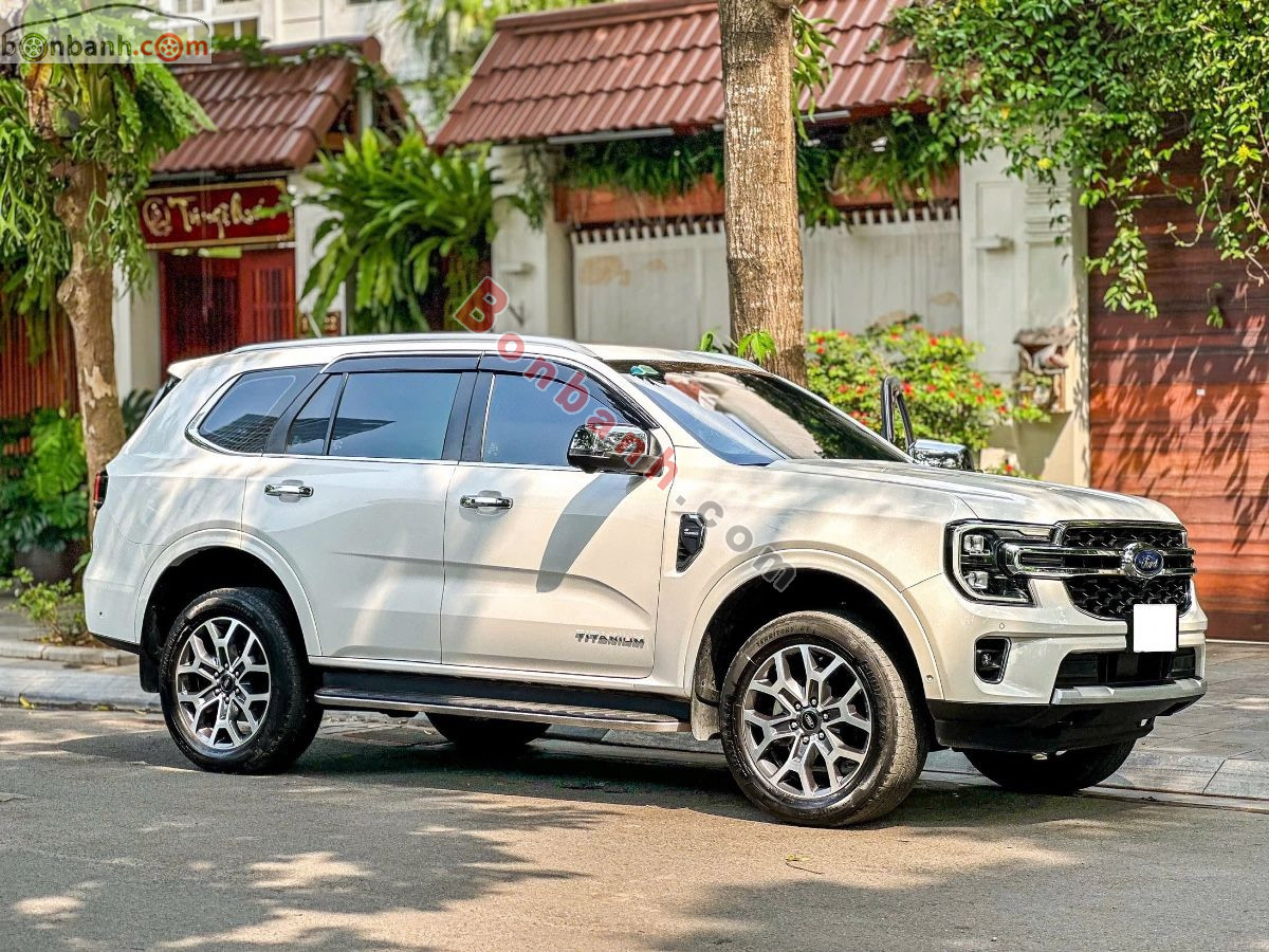 Bán xe ô tô Ford Everest Titanium Plus 2.0L 4x4 AT 2022 giá 1 Tỷ 285 ...
