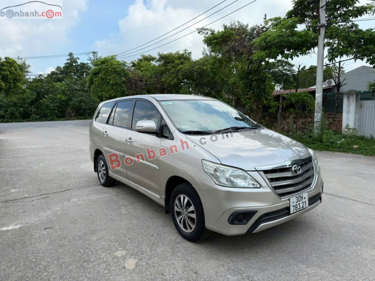 Bán xe ô tô Toyota Innova 2.0E 2015 giá 275 Triệu | 6438887