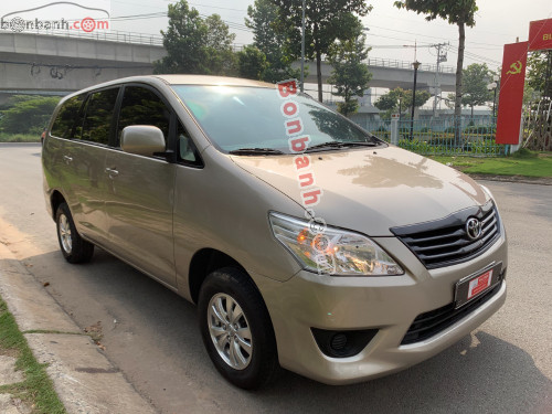 Bán xe ô tô Toyota Innova 2.0J 2014 giá 300 Triệu | 4721822