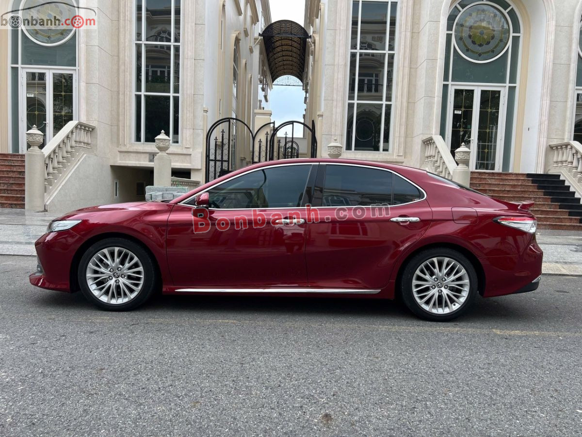 Bán xe ô tô Toyota Camry 2.5Q 2020 giá 939 Triệu | 6288797