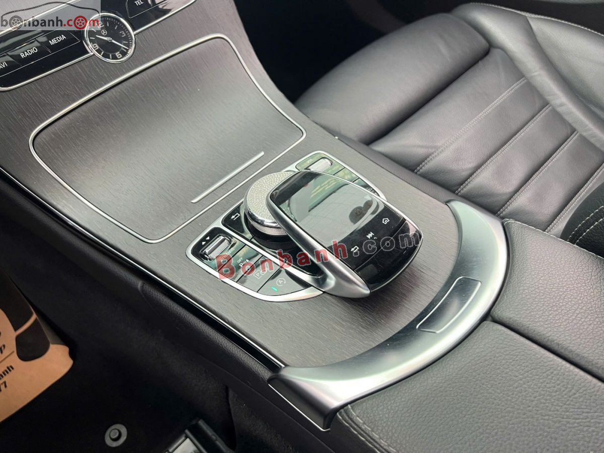 Bán xe ô tô Mercedes Benz C class C300 AMG 2019 giá 910 Triệu | 6582319