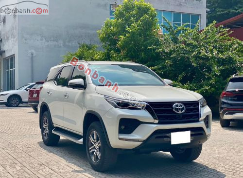 Bán xe ô tô Toyota Fortuner 2.4L 4x2 AT 2022 giá 1 Tỷ 30 Triệu | 5270635