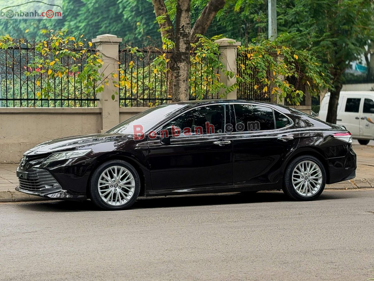 Bán xe ô tô Toyota Camry 2.5Q 2020 giá 860 Triệu | 6575615