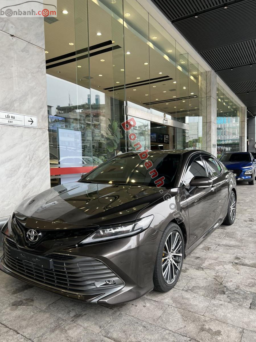 Bán xe ô tô Toyota Camry 2.5Q 2020 giá 899 Triệu tại Toyota Sure Thanh Xuân