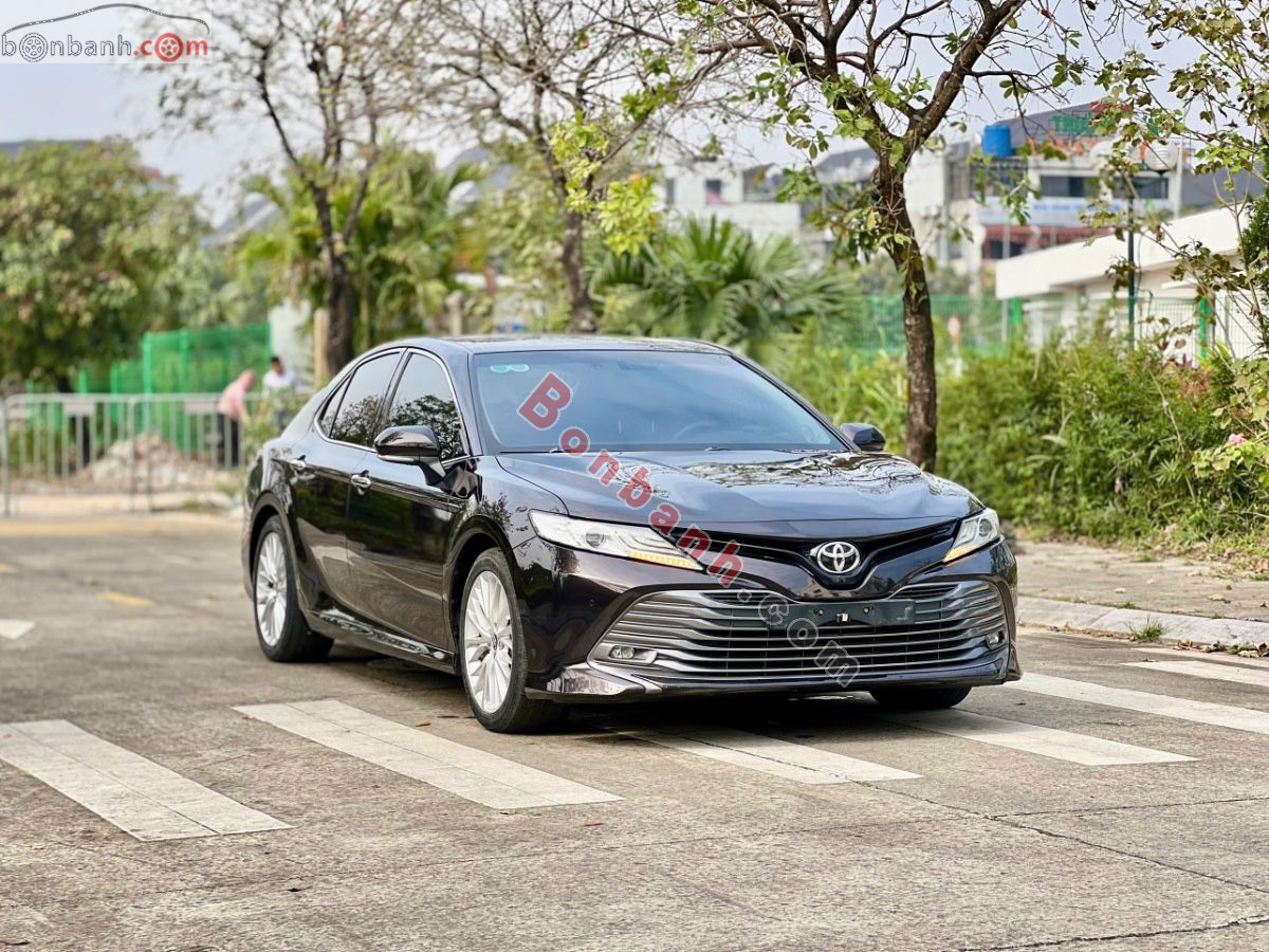 Bán xe ô tô Toyota Camry 2.5Q 2020 giá 840 Triệu | 6576382